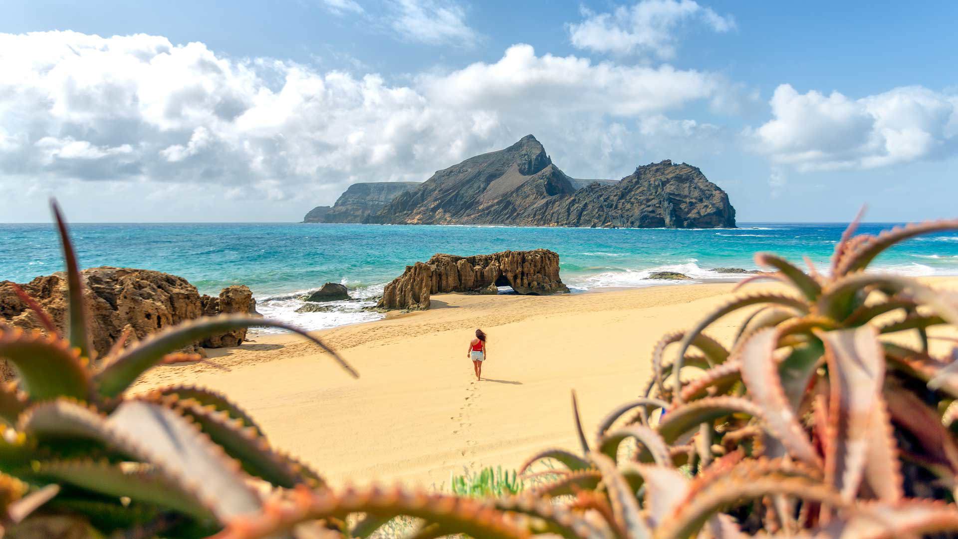 Praia do Porto Santo - Visit Madeira | Site oficial do Turismo da Madeira Praia do Porto Santo - Visit Madeira | Site oficial do Turismo da Madeira